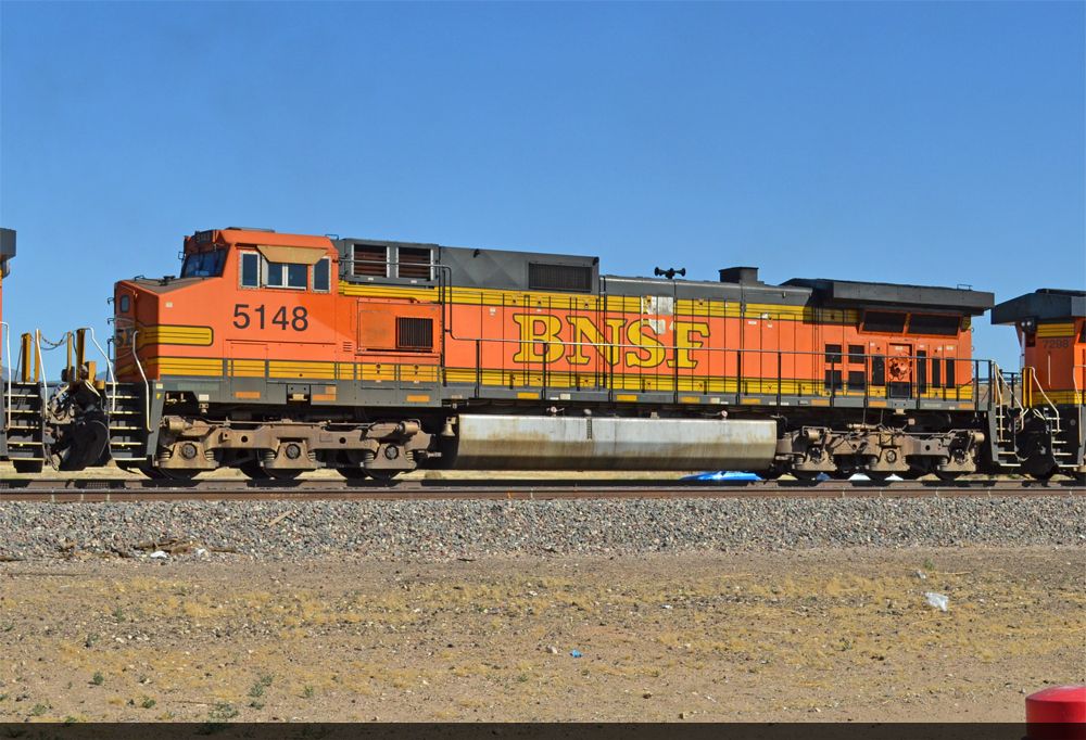 BNSF 5148